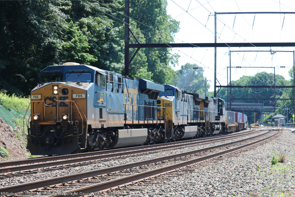 CSX 705